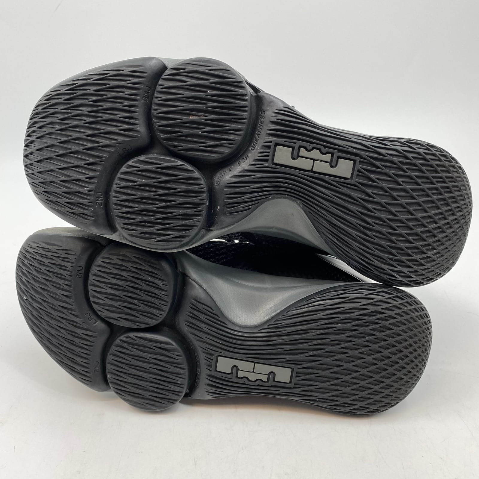 Nike Black Gray Lebron Witness 4 Sneakers Nike Black Gray Lebron ...