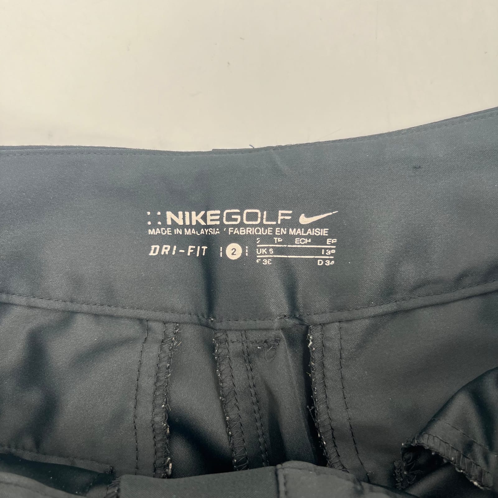 Nike Black Classic Golf Capris Nike Black Classic Golf Capris Size 2 ...