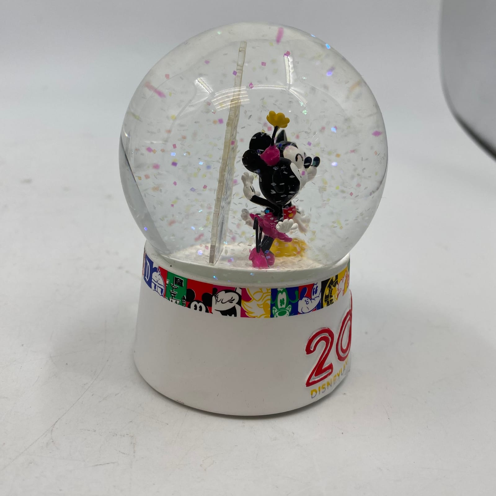 Disney White Mickey Mouse Snow Globe Disney White Mickey Mouse Snow ...