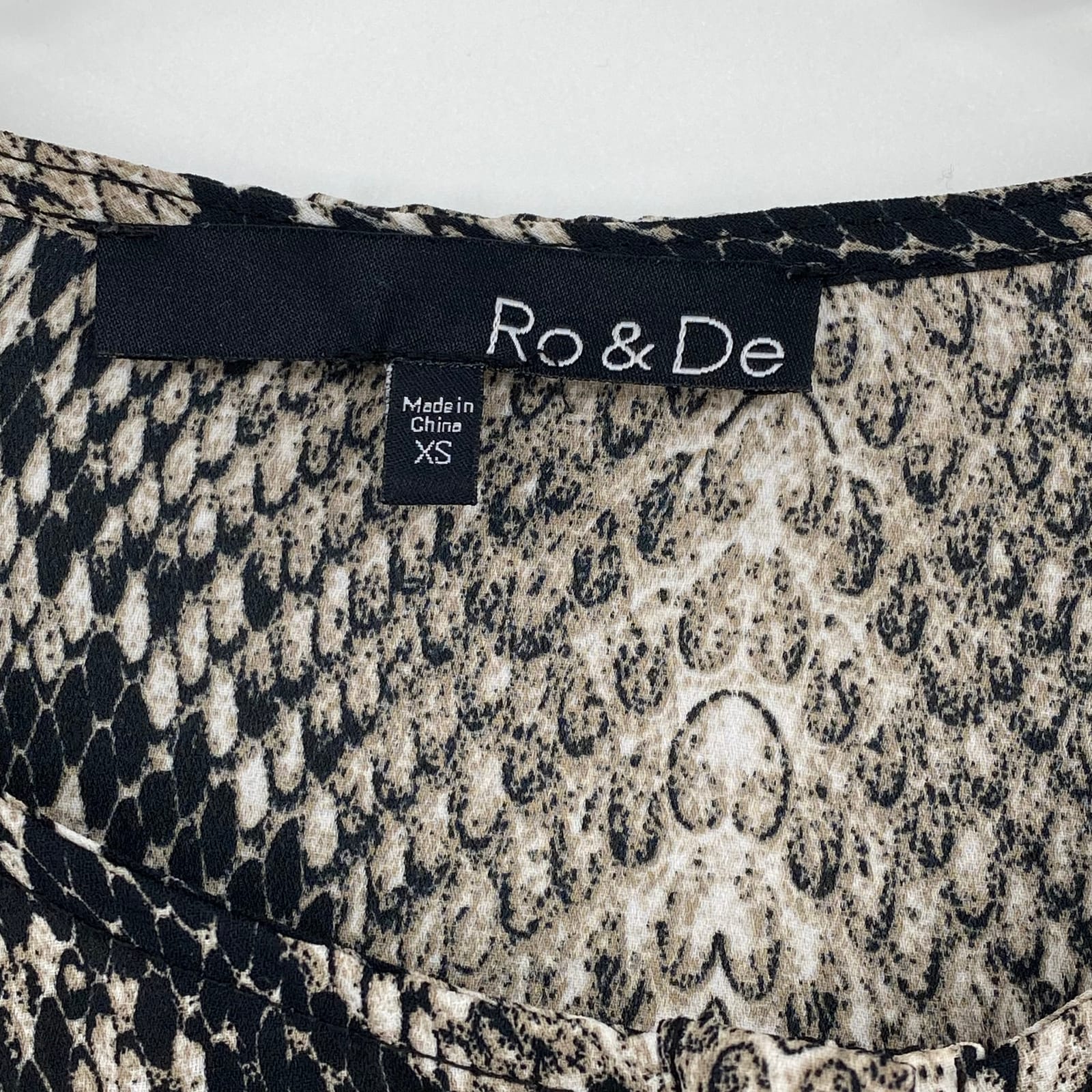 Ro & De Black White Snake Skin Print Button-up Blouse Ro & De Black ...