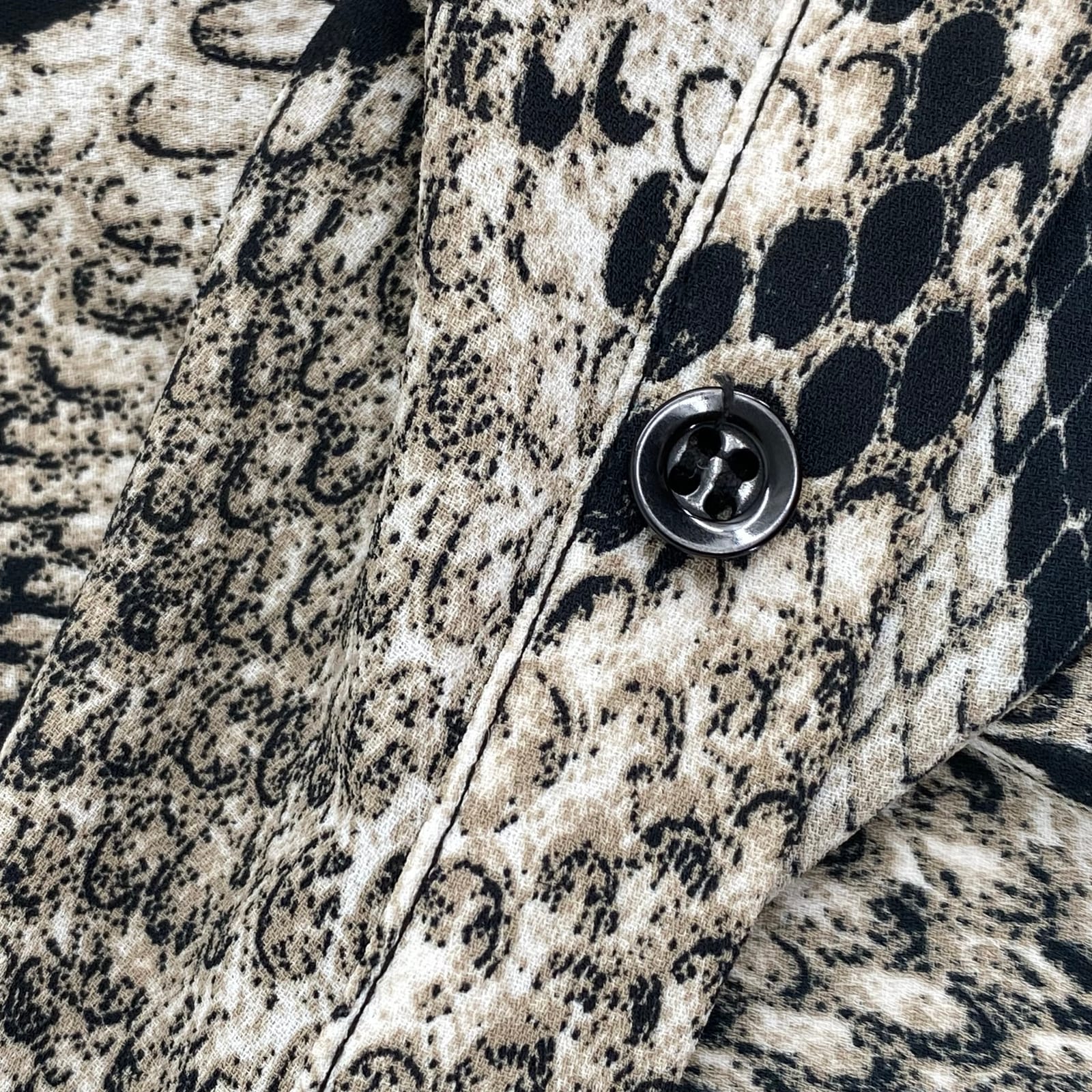 Ro & De Black White Snake Skin Print Button-up Blouse Ro & De Black ...