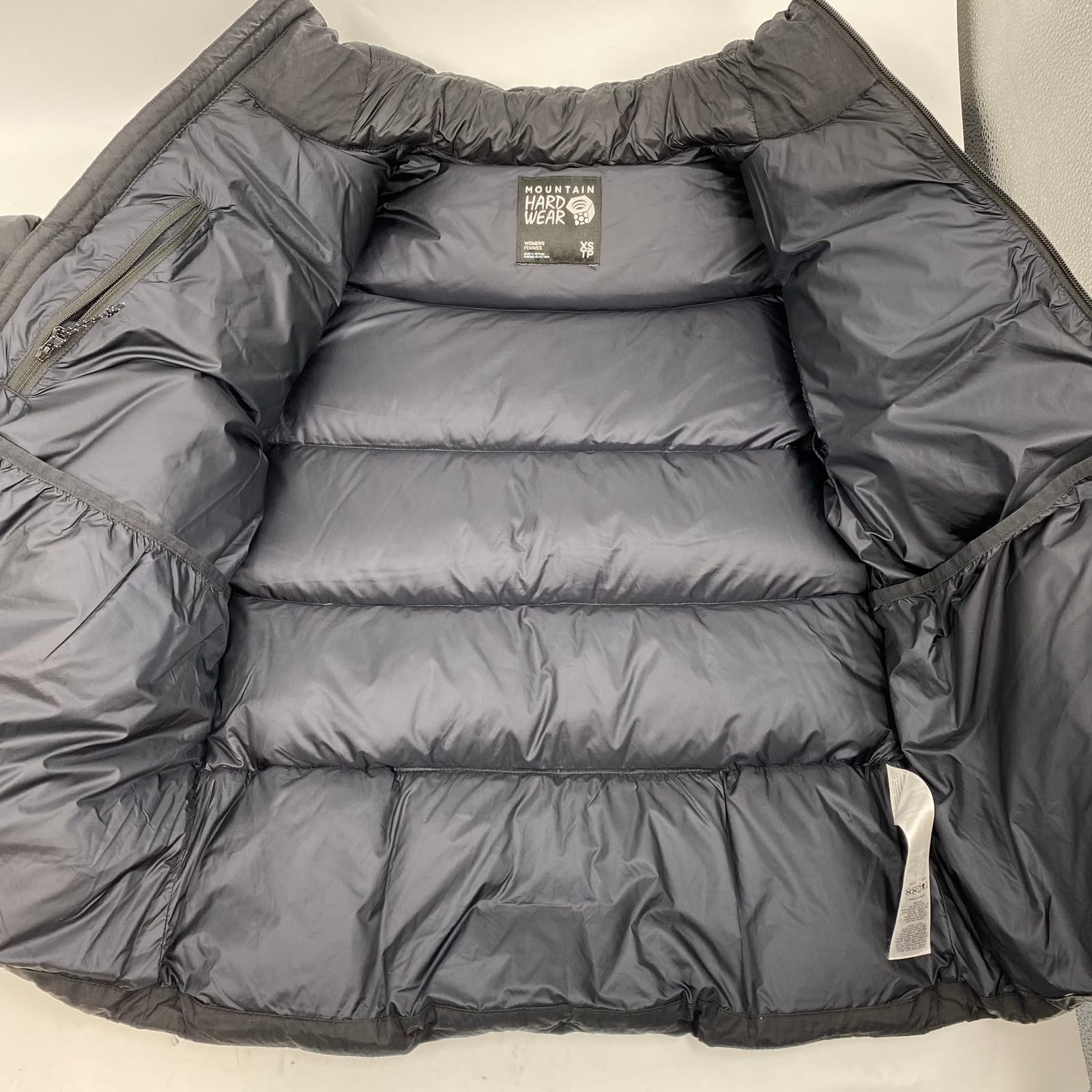 Mountain Hardwear Black Down-Filled Puffer Coat Mountain Hardwear Black ...