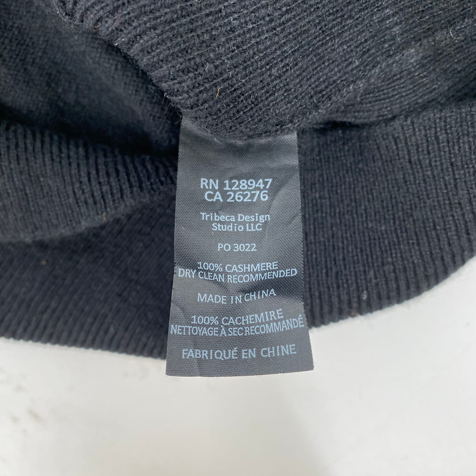 Nili Lotan Black Cashmere Wrap V-Neck Sweater Nili Lotan Black Cashmere ...