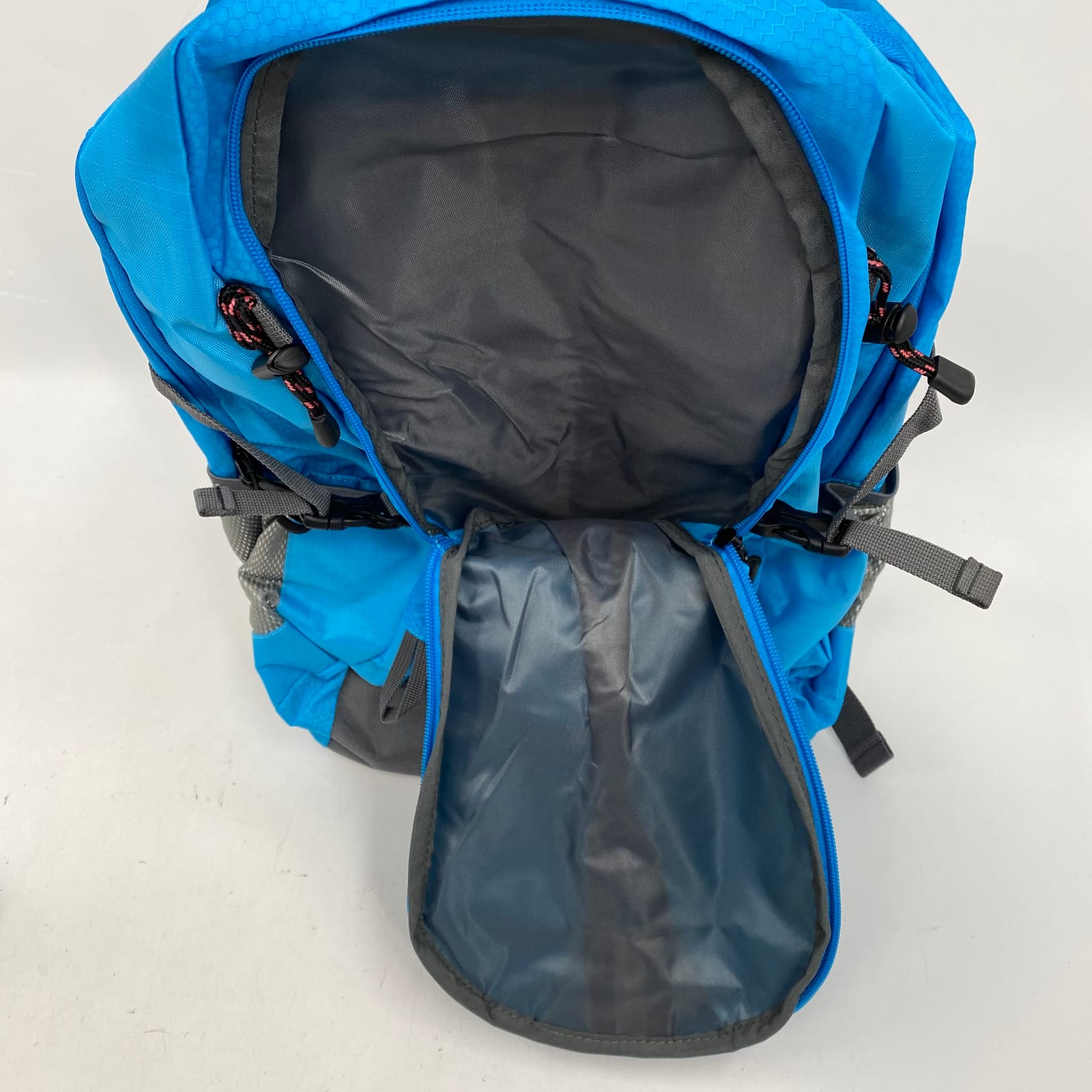 Urban Roam Blue Gray Medium Backpack Urban Roam Blue Gray Medium Backpack Size OS (New With Tags ...