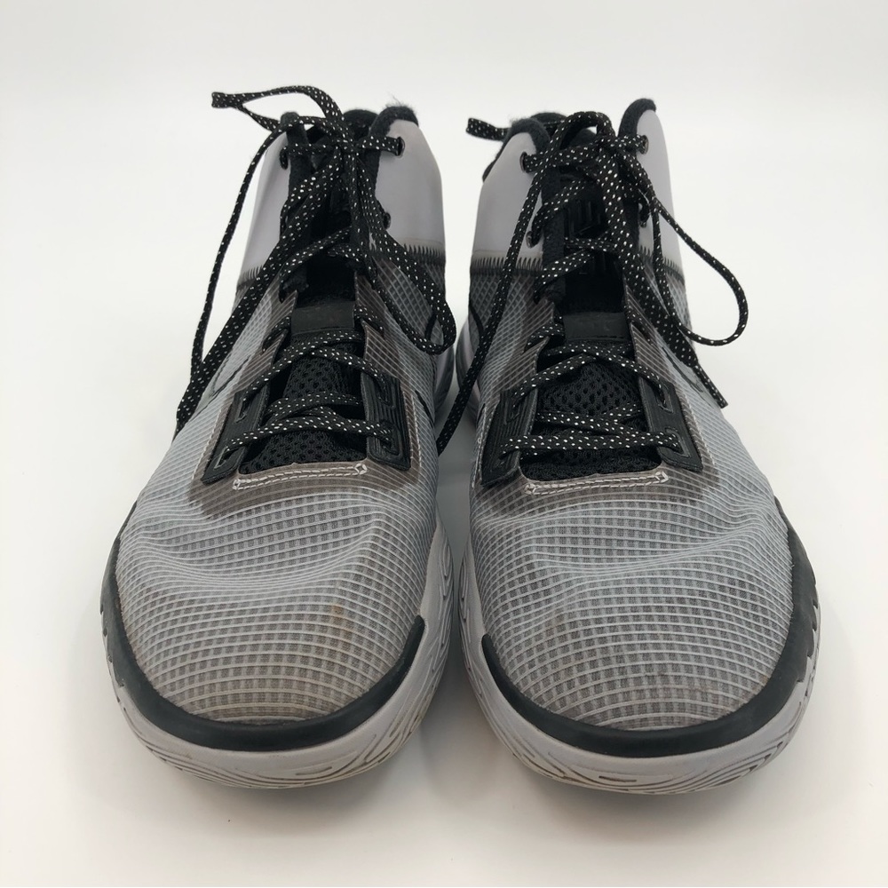 Nike Gray/Black Breathable Comfort Sneakers Nike Gray/Black Breathable ...